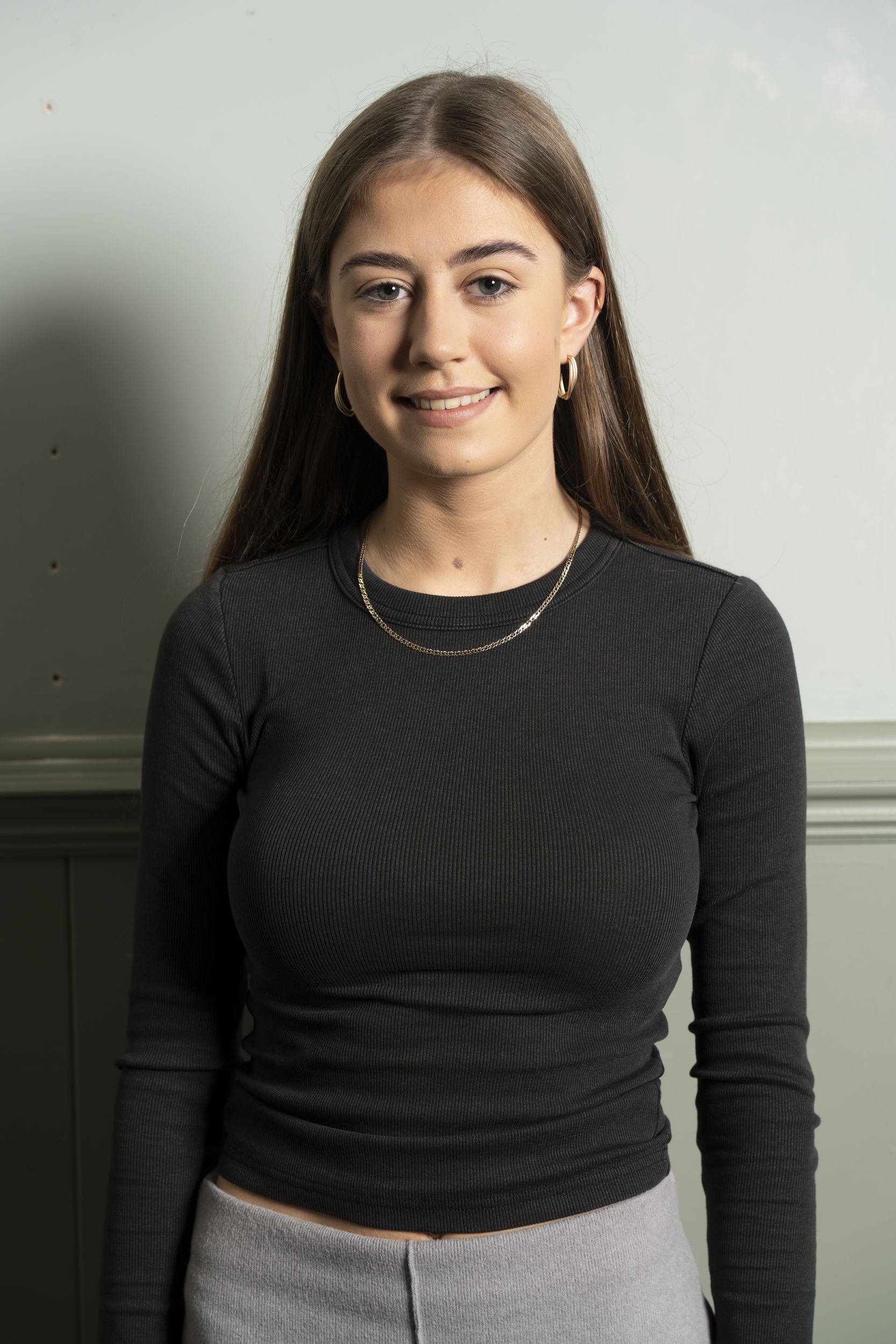 Abbi Doyle 12.06 - Assets Model Agency